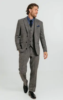 Harris Tweed of Scotland Grey Herringbone Suit | Dobell